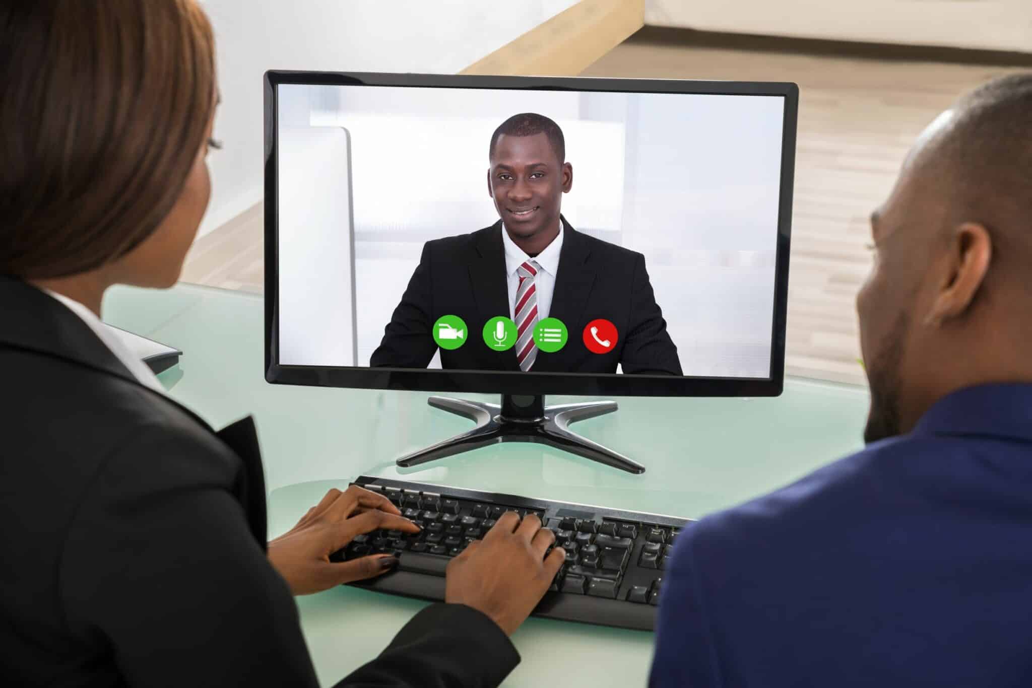 Visioconférence : comment réussir son entretien d'embauche